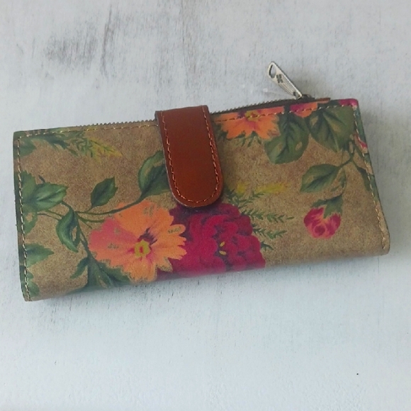 Patricia Nash | Bags | Patricia Nash Nazari Leath Bifold Wallet Rfid ...